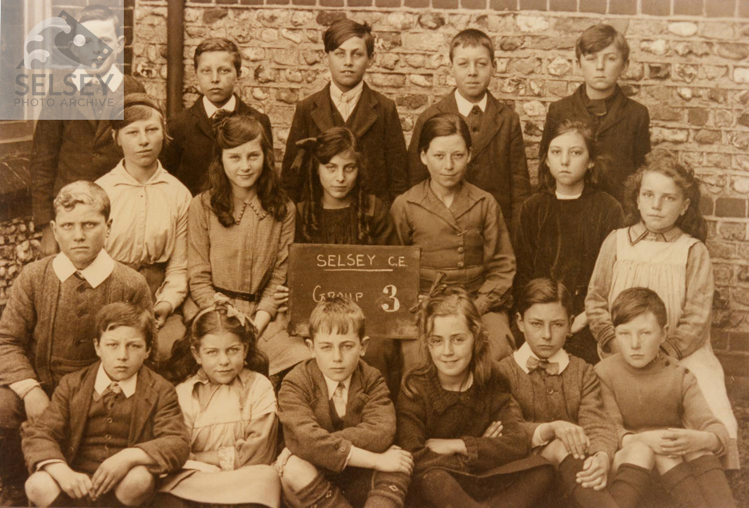 Selsey: Group photograph of Children from C of E School - Selsey Photo ...