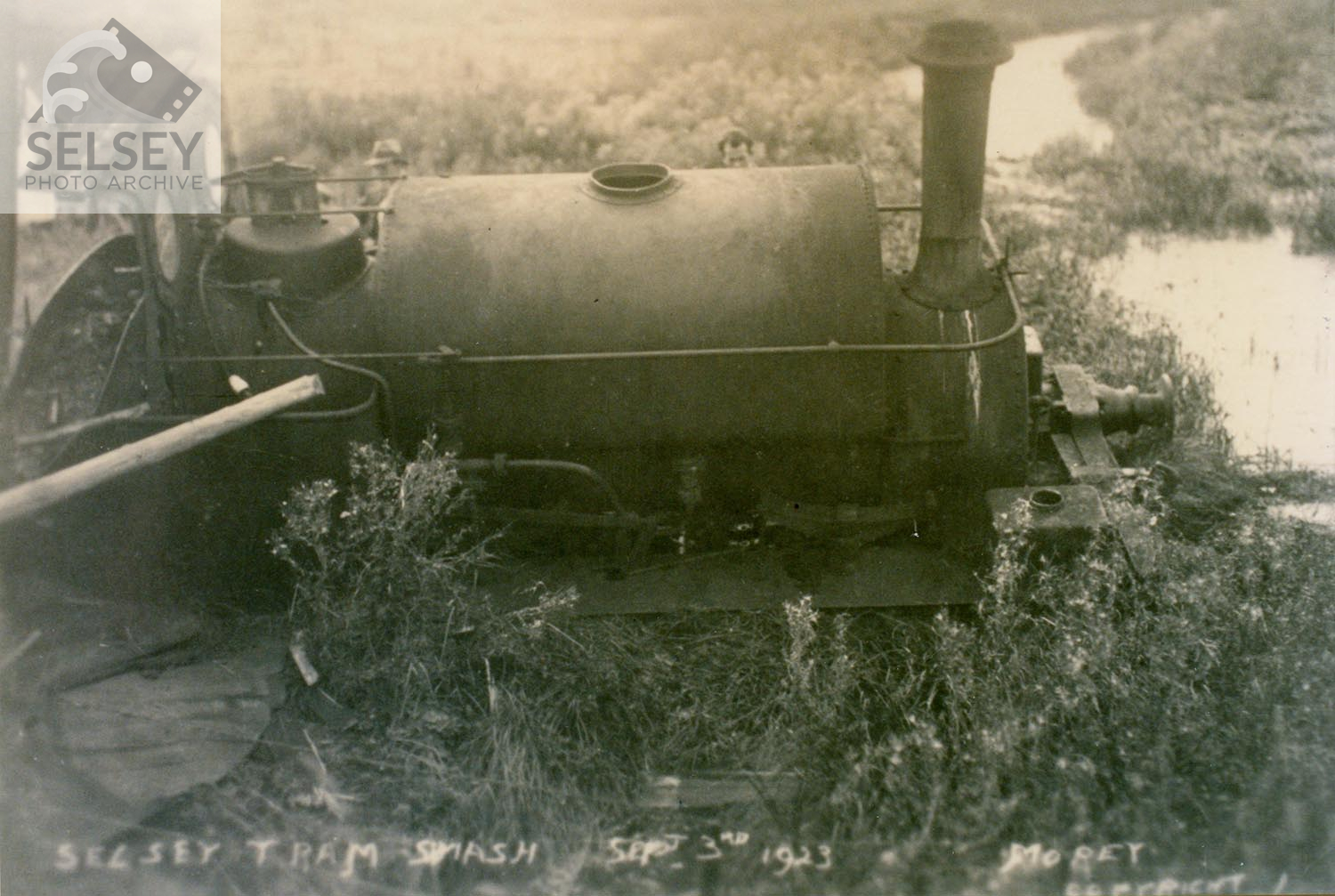 Selsey: Selsey Tram Crash - Selsey Photo Archive