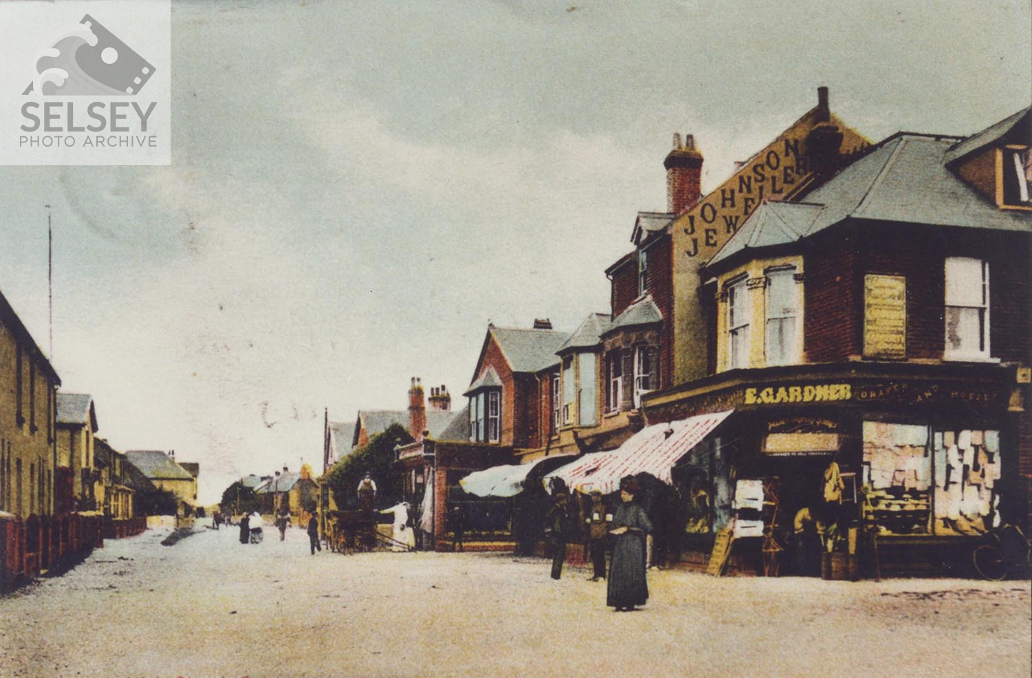 Selsey: High Street looking south - Selsey Photo Archive